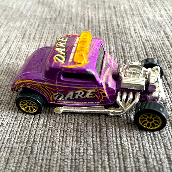 Toys | Vintage 1997 Matchbox Dare Police Patrol Purple 1933 33 Ford ...